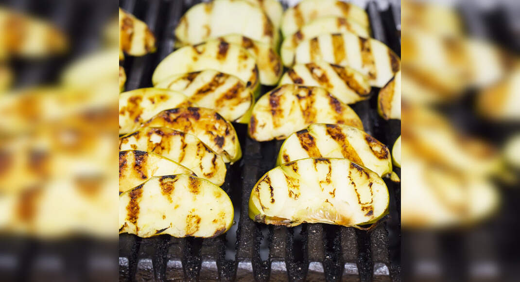Grilled Apples Recipe: How to Make Grilled Apples Recipe | Homemade ...