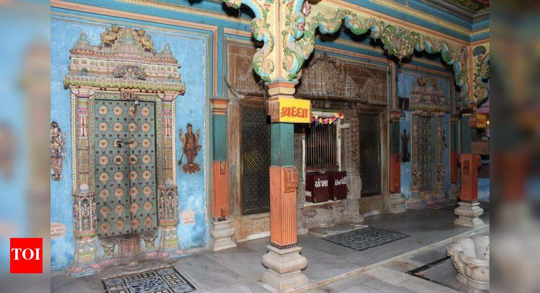 Heritage Dhundiraj Mandir to be restored | Vadodara News - Times of India
