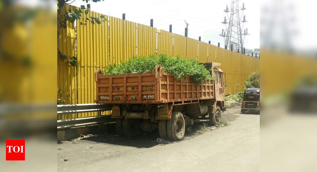 Lorry of Eden at Andheri RTO - Times of India