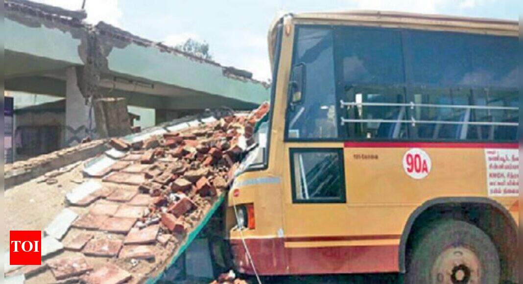Structural flaw caused bus stand roof collapse | Coimbatore News ...