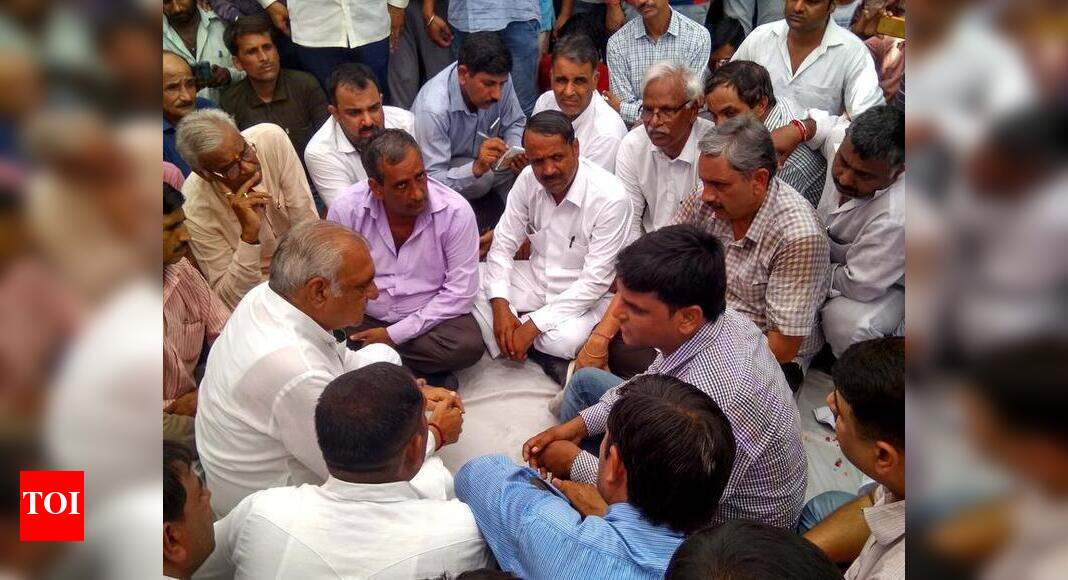 Ryan International School: Hooda meets protesters in Gurgaon, Congress ...