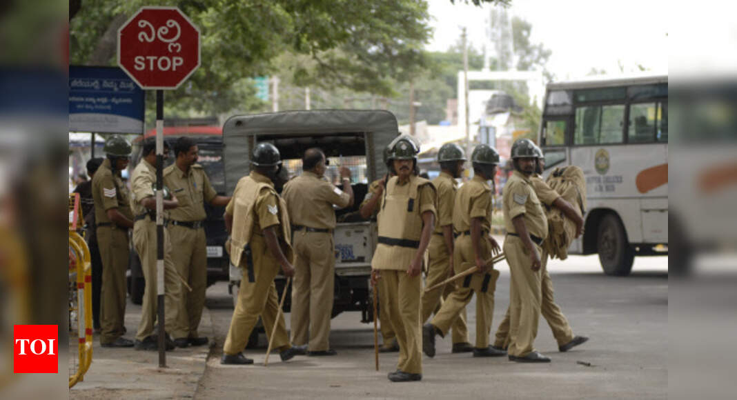 MHA mulls crackdown on ‘radical’ Muslim outfit | India News - The Times ...