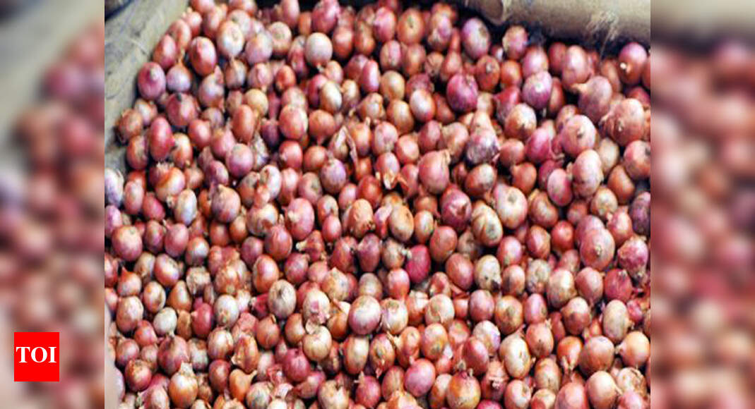 Income Tax department uncovers Nashik onion traders’ hawala deals, Dubai links | Nashik News ...