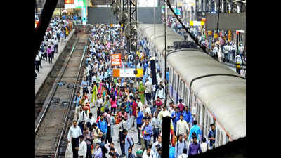 Mumbai Population: Mumbaikars can save Rs 4,600 crore annually by ...
