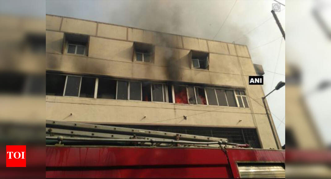 Fire breaks out in residential building | Thane News - Times of India