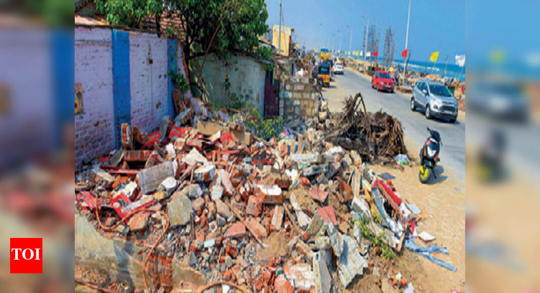 41 families to be evicted from Marina Loop Road | Chennai News - Times ...