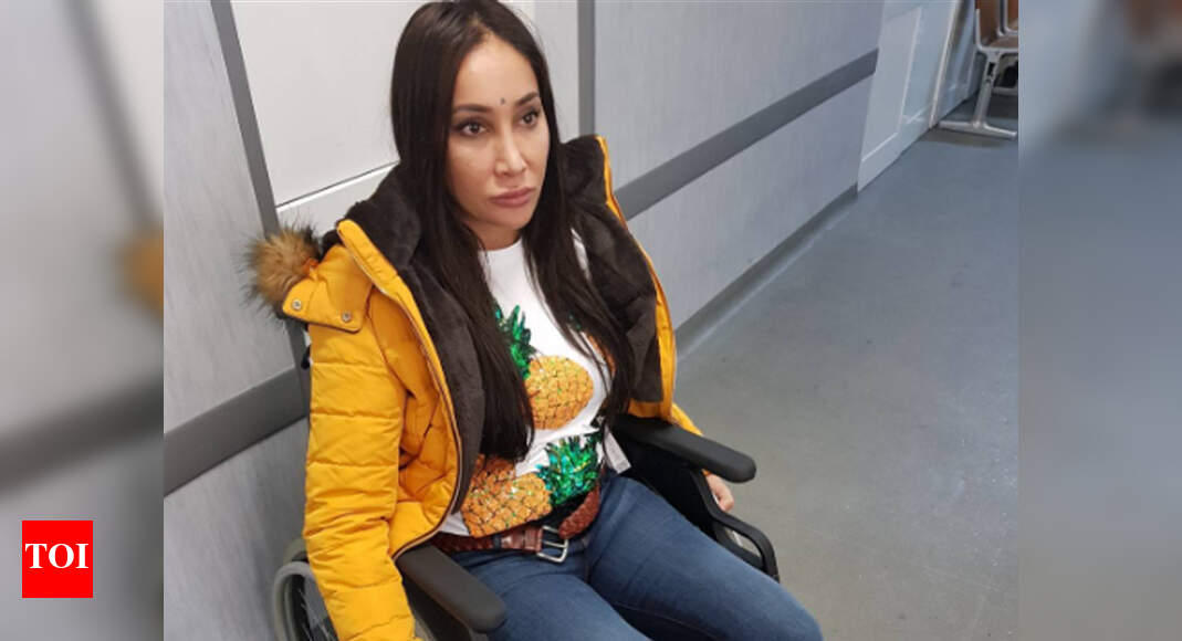Sofia Hayat injured, gets hospitalized - Times of India