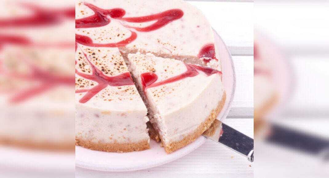 Raspberry Cheesecake Pie Recipe: How to Make Raspberry Cheesecake Pie ...