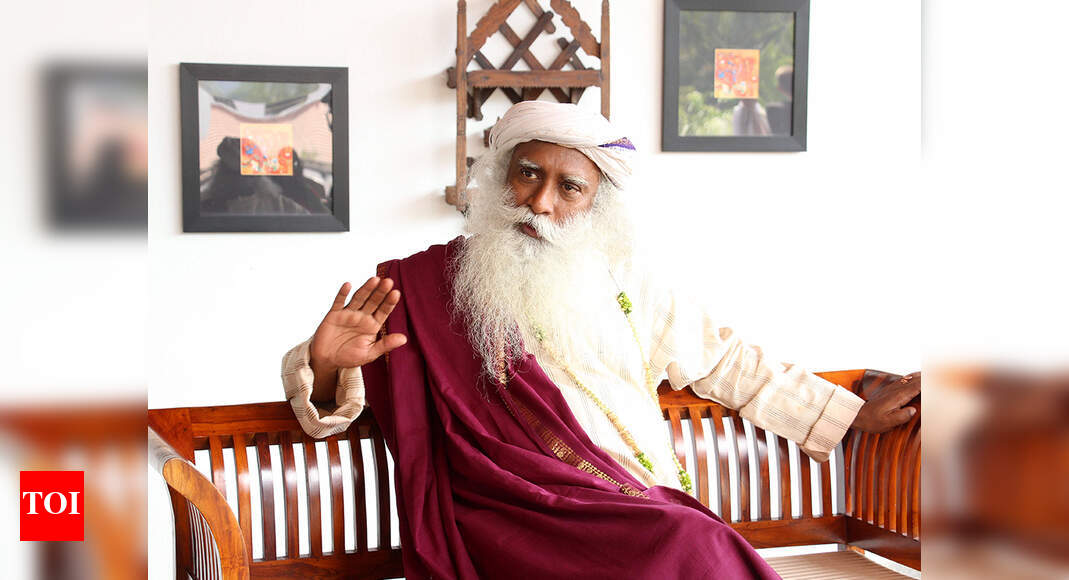 Sadhguru Jaggi Vasudev: Lucknow: Time is now to save our rivers, says ...
