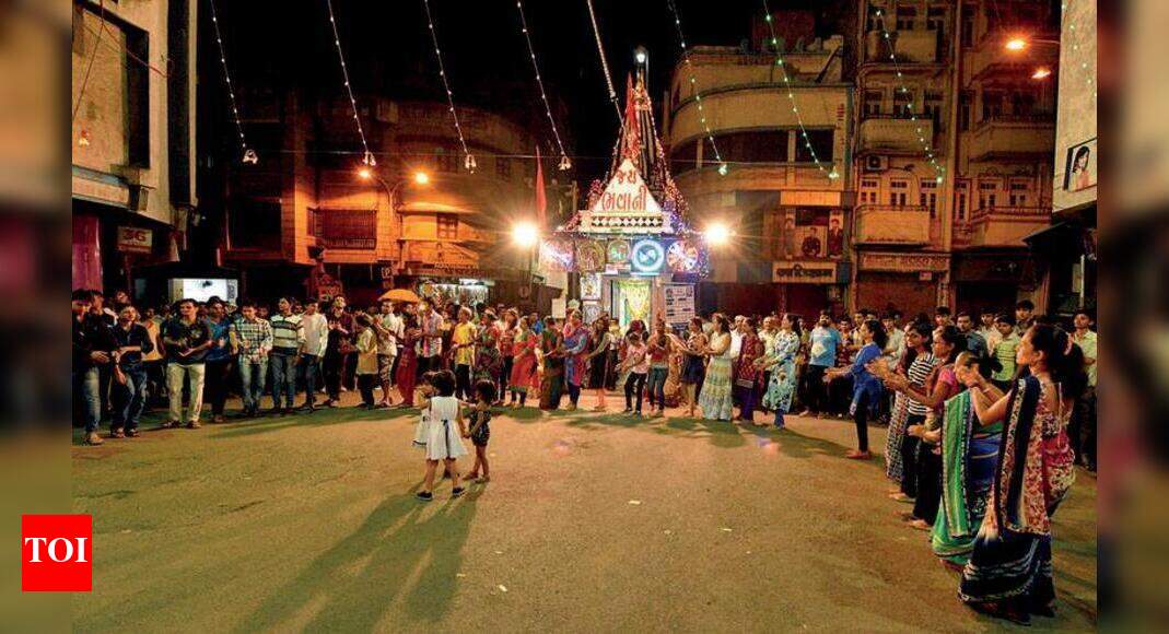 Surat’s sheri garba has history of 400 years | Surat News - Times of India