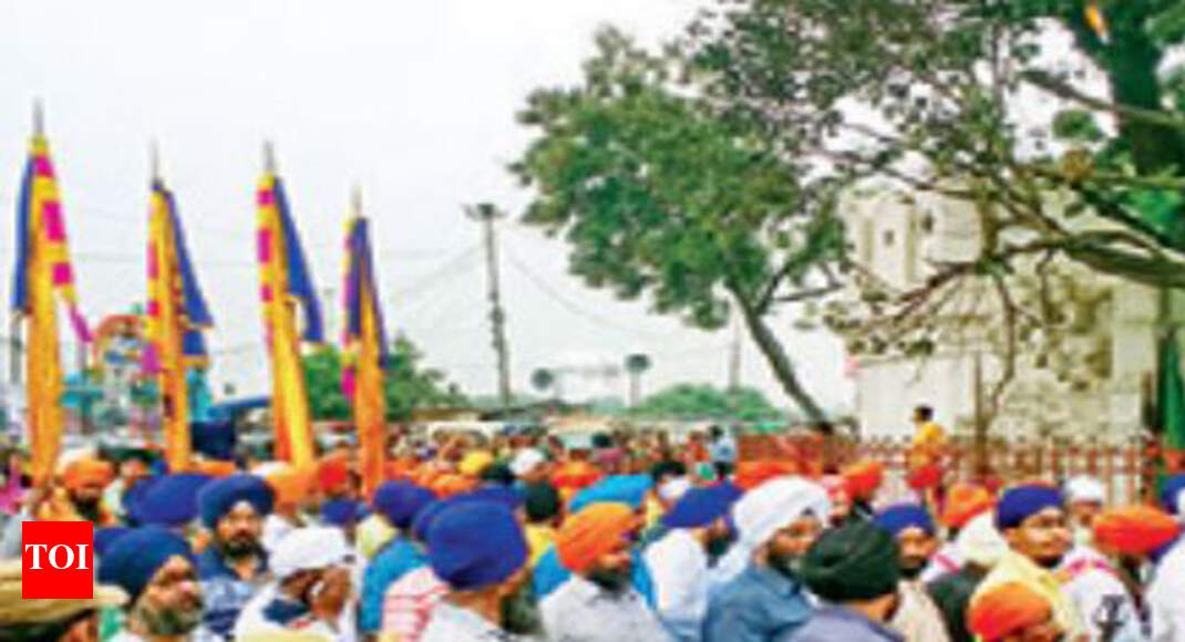 Dasara rally by Sikhs, a century-old tradition | Hyderabad News - Times ...