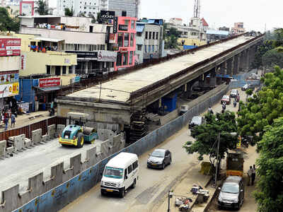 Traffic woes continue as Velachery flyover work goes on | Chennai News ...