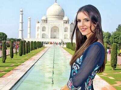 There is so much colour and energy in this city, I just loved Agra ...