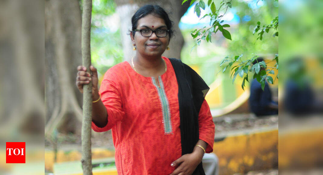 Transgender Poet Vijayarajamallika: Three lives of a transwoman | Kochi ...
