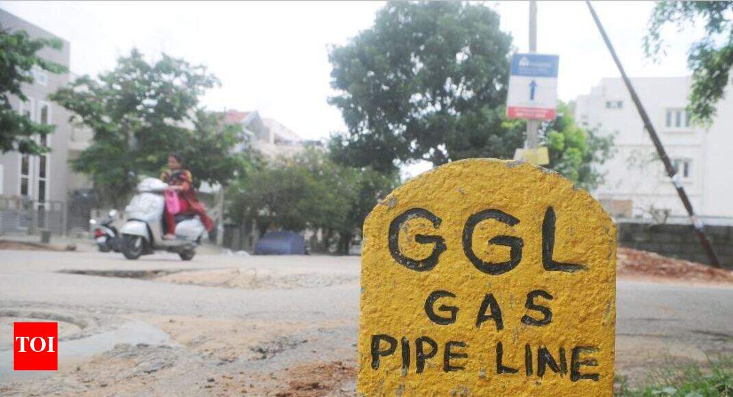 MNGL to increase piped gas network by 42,000 households | Pune News - Times of India