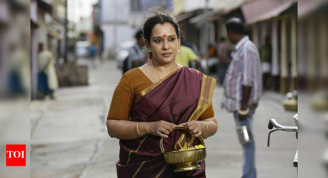 Maala Parvathi in Priyadarshan's Nimir | Malayalam Movie News - Times ...