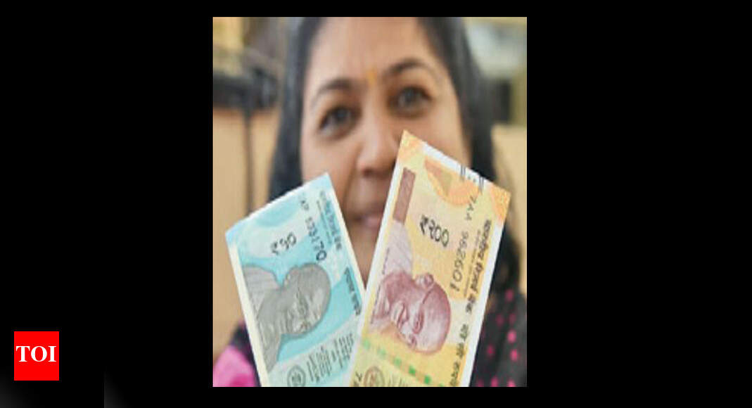 Fresh currency notes in short supply | Ahmedabad News - Times of India