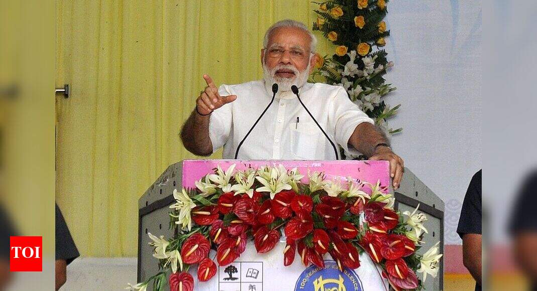 PM Modi in Gandhinagar today: Narendra Modi 'bows' to people of Gujarat ...