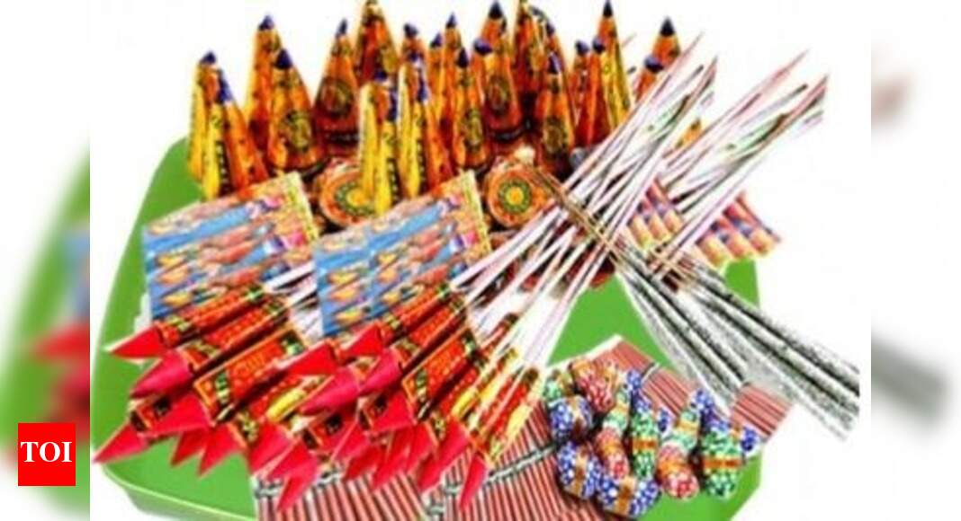 Of 614 applicants, 96 get licence to sell firecrackers | Chandigarh ...