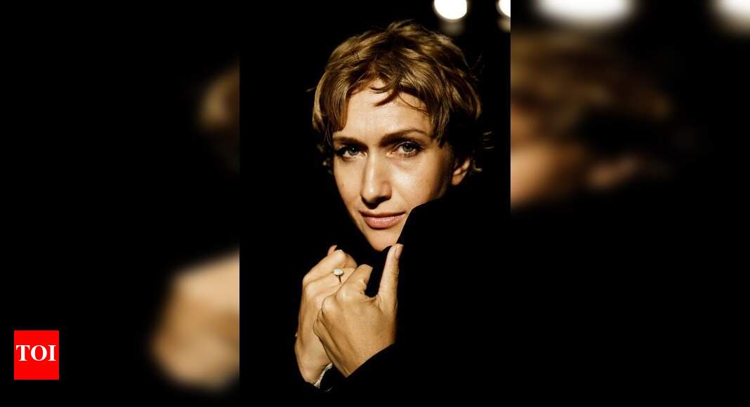 Bee Rowlatt - Times of India