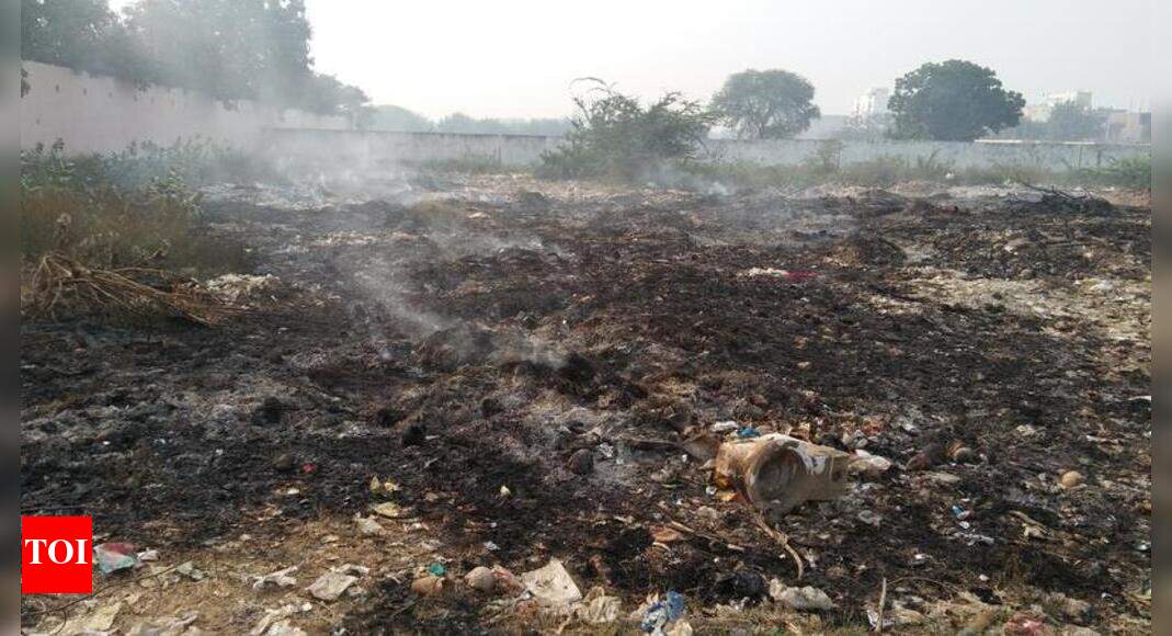 Waste burnt all night on Huda plot near pvt varsity | Gurgaon News ...