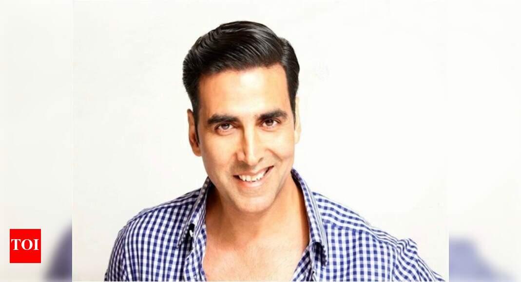 Akshay Kumar, IPS officer 'sweeten' Diwali of cops' families | Hindi ...