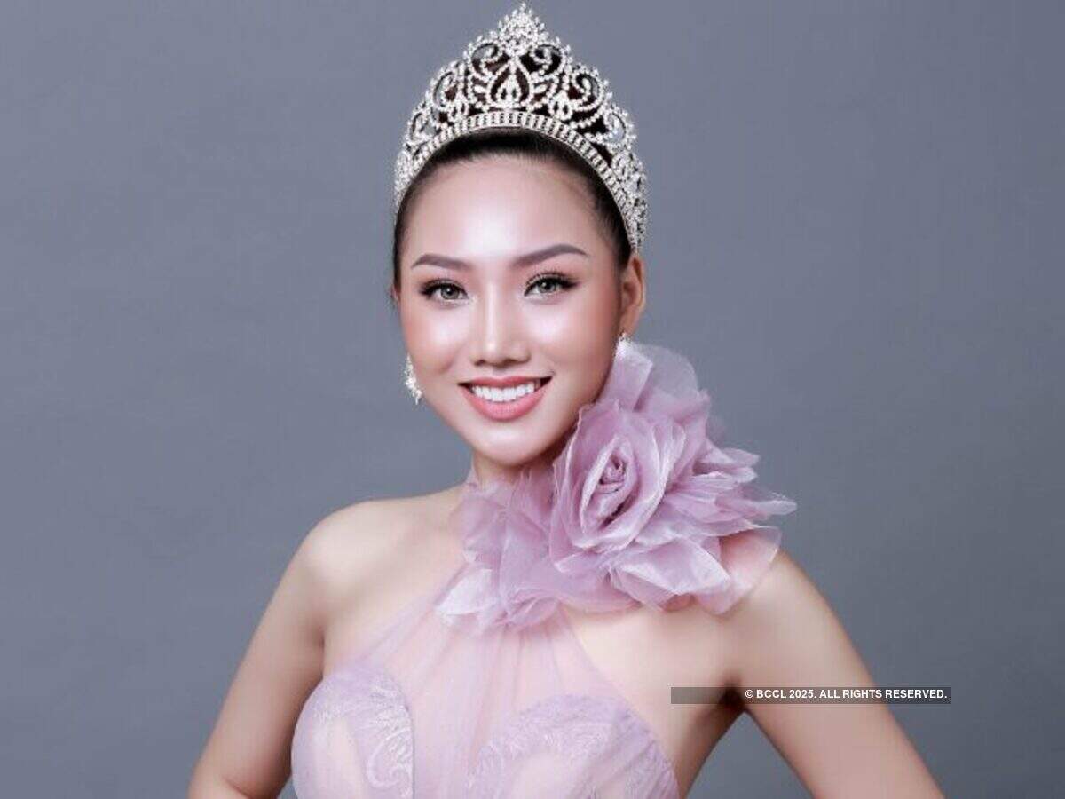 Hoang Thu Thao from Vietnam wins Miss Global Beauty Queen 2017