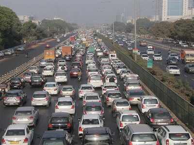 20 toll lanes on 60m road causing congestion | Delhi News - Times of India