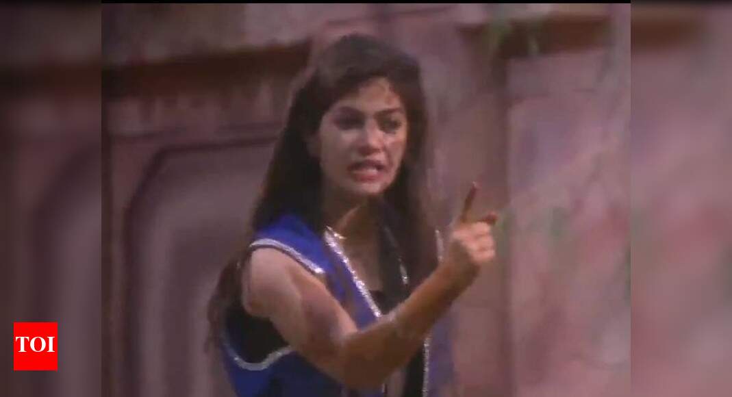 Bigg Boss 11 preview October 24, 2017: Hina Khan and Bandagi Kalra get ...