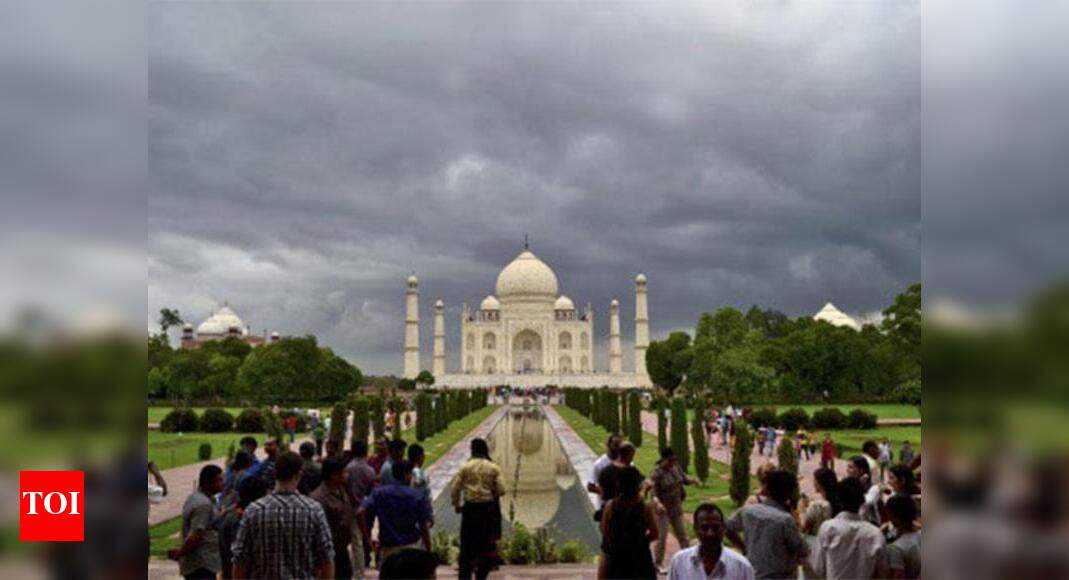 Taj Mahal: Supreme Court orders demolition of parking lot near Taj ...