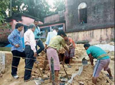 ‘Domjur site at least 350 years old’ | Kolkata News - Times of India