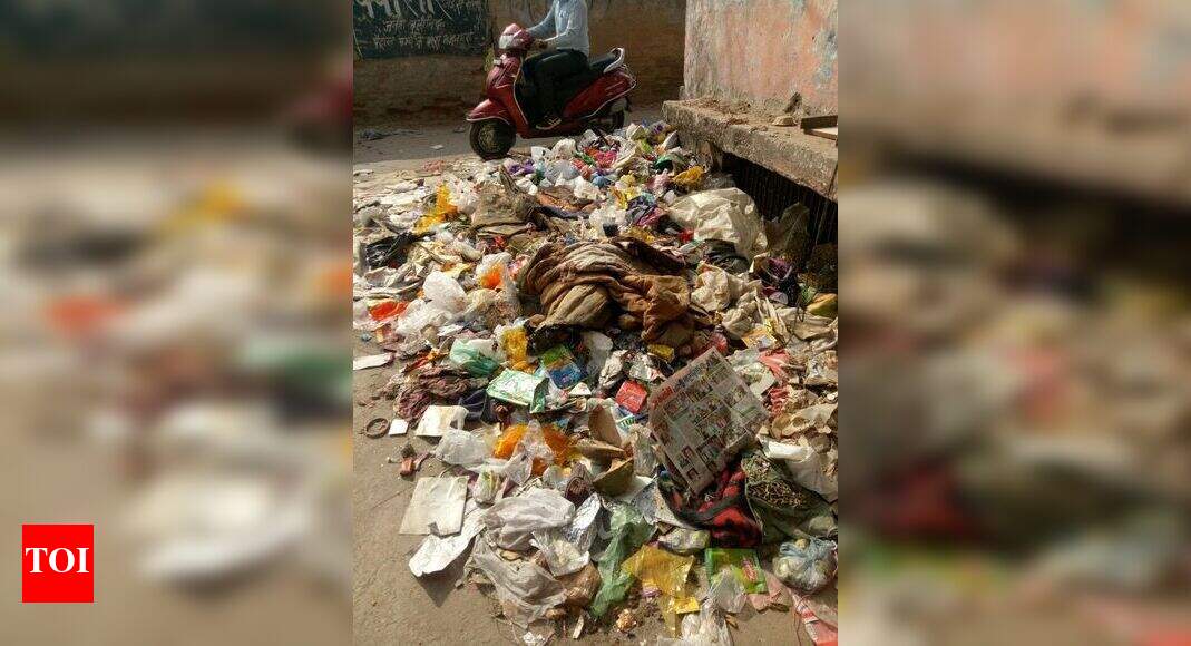 Garbage everywhere - Times of India