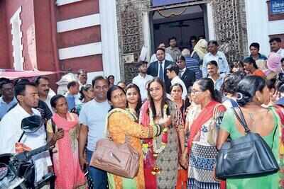 ‘Best teacher’ winner leading ASHA workers stir suspended | Vadodara ...