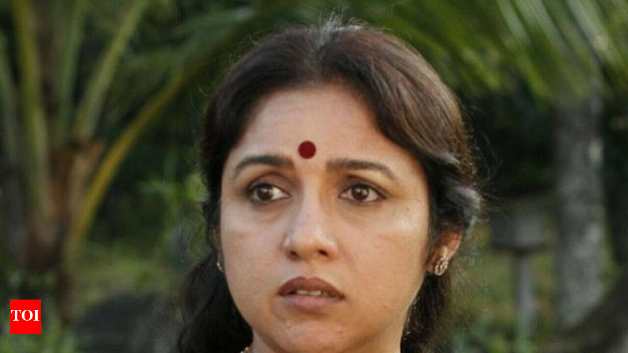 Atriz Kailasanathan Revathi Revathi (@revathi_elango1) • Instagram