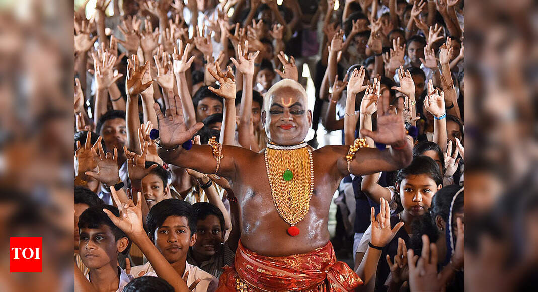 Celebrating 60 years of The master's kathakali | Kochi News - Times of ...