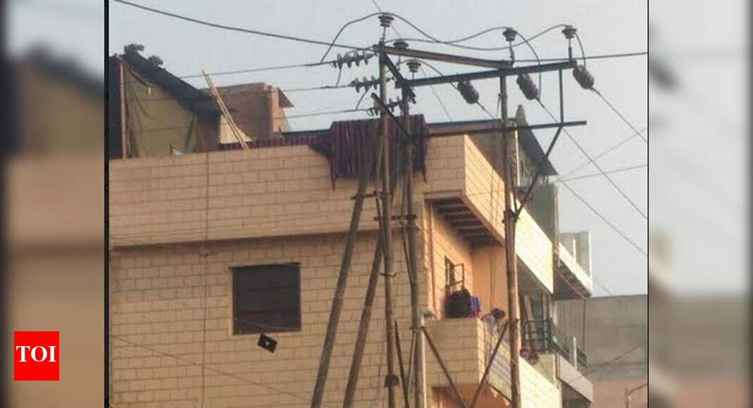 Couple die after electrocution due to faulty transformer in Jaipur ...
