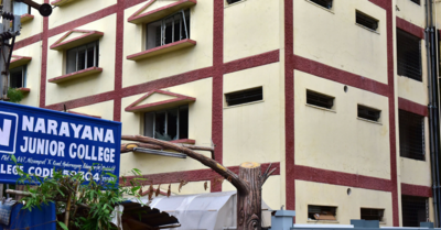 Narayana college vandalised over teacher's suicide | Hyderabad News ...