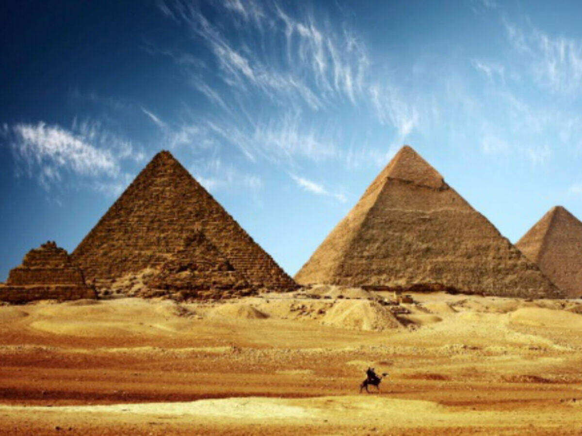 Scientists discover a mysterious, secret space in the Great Pyramid of ...