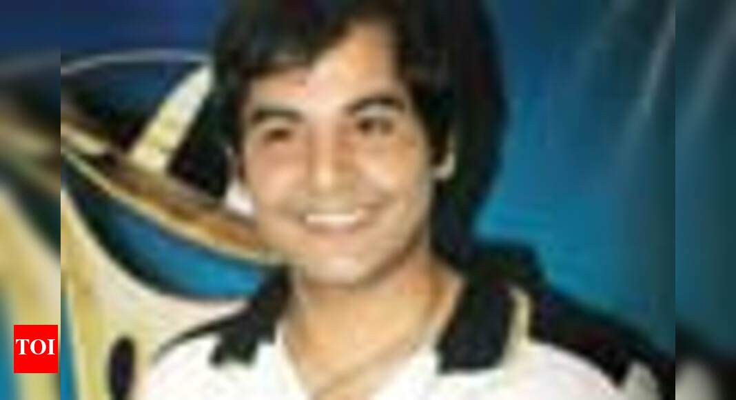 Seven roles together for Gaurav! - Times of India
