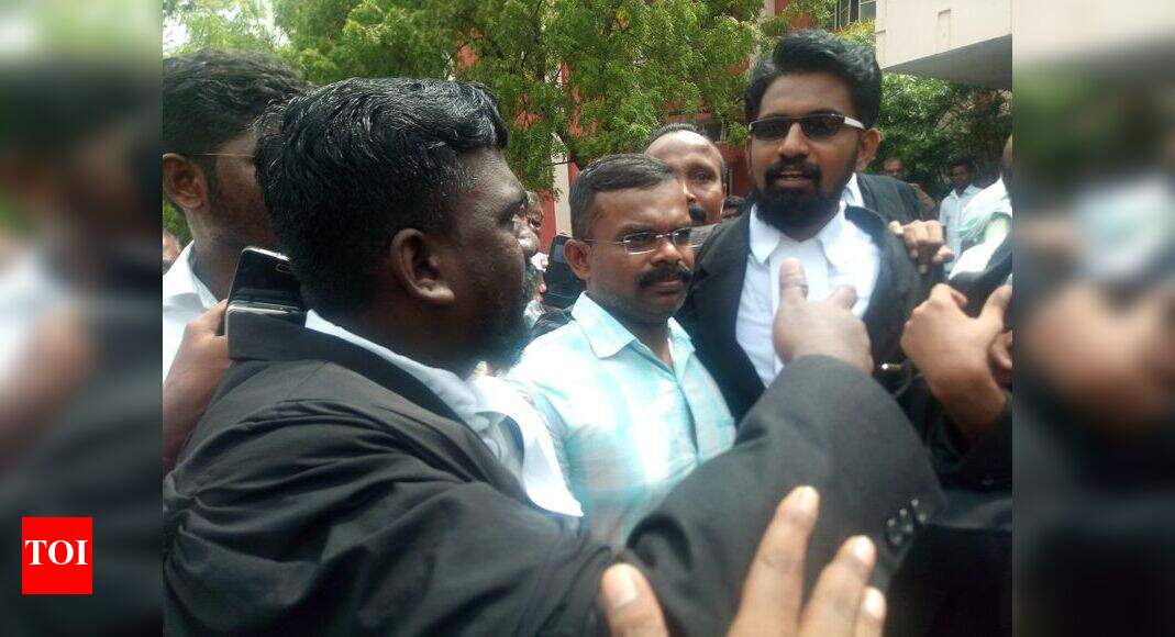 Cartoonist Bala: Tirunelveli court grants bail to cartoonist Bala ...