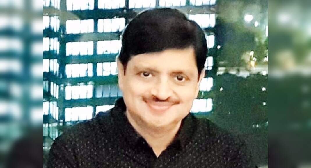 Sanjay Tandon: Sanjay Tandon reveals the true plight of singers in ...