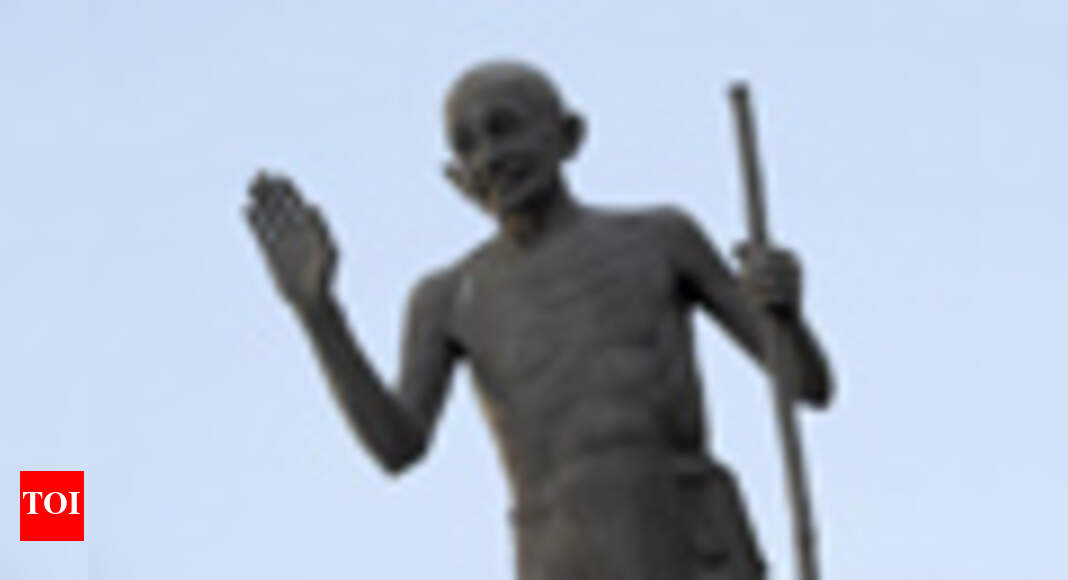 Of Gandhi's fashion statement! - Times of India