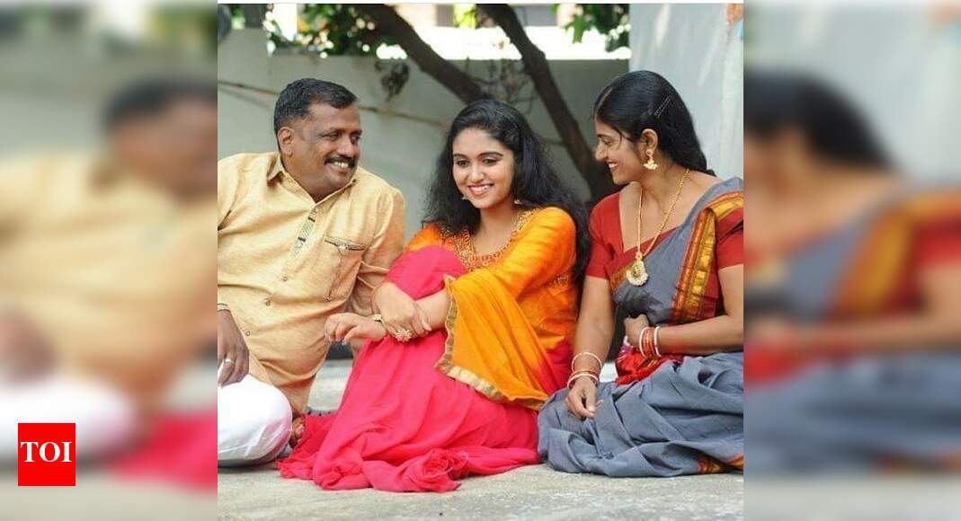 Rinku Rajguru's parents turn actors | Marathi Movie News - Times of India