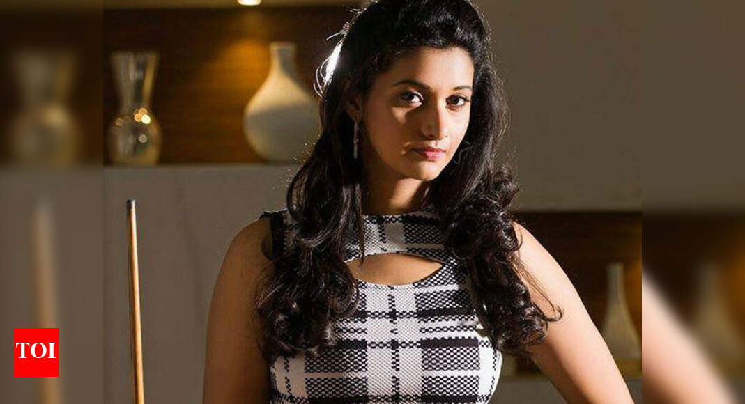 TV actress Priya thanks everyone for Meyaadha Maan - Times of India