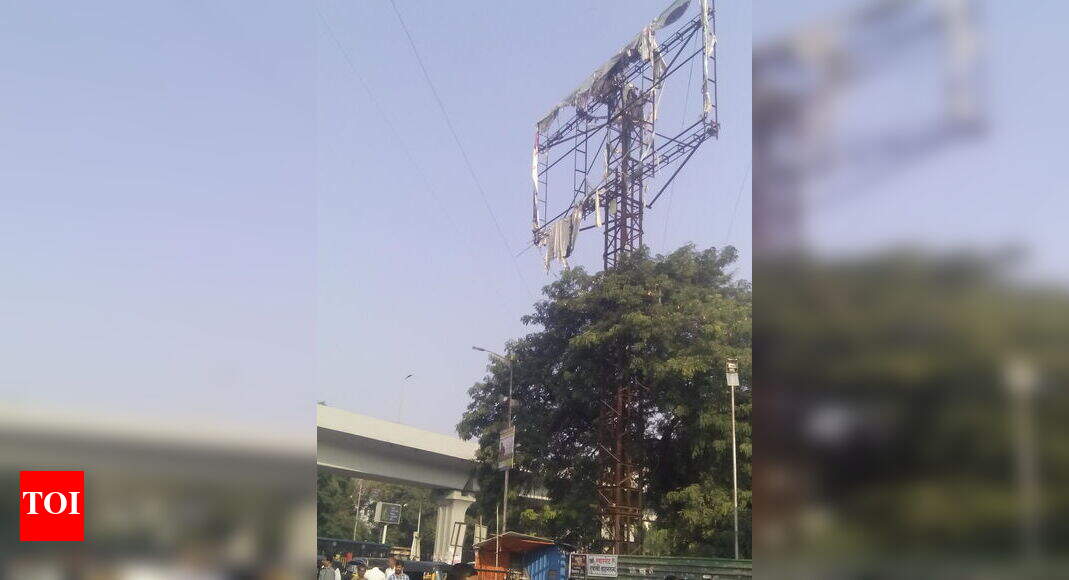 Hordings due to near Swargate Flyover - Times of India