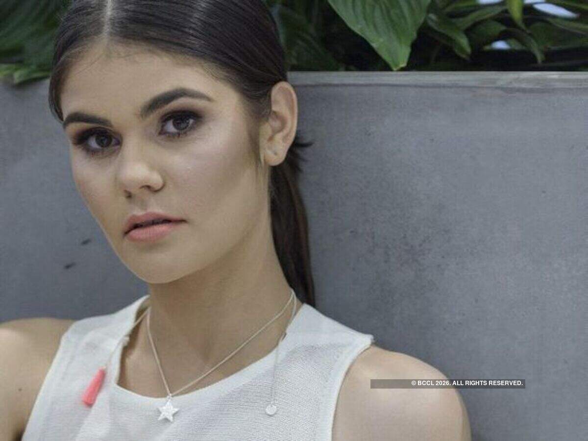 Teen turns model thanks to Make-A-Wish