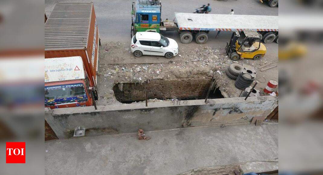 'Biggest' open ditch - Times of India