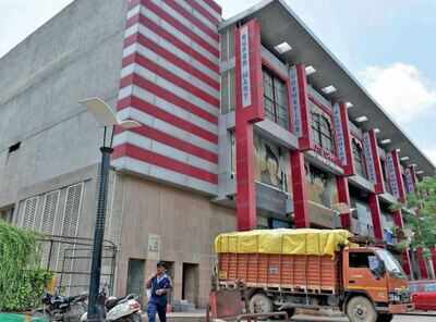 DTCP seals 2nd floor of mall owned by ex-minister Kanda | Gurgaon News ...