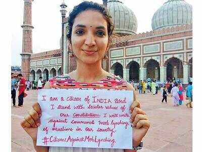 Kawalpreet Kaur: DU girl Kawalpreet Kaur who got Pak-based handle ...