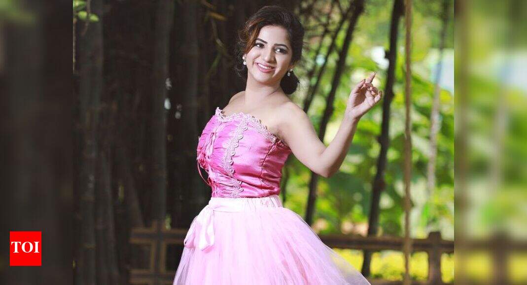 Kaavya Sha is one busy bee | Kannada Movie News - Times of India